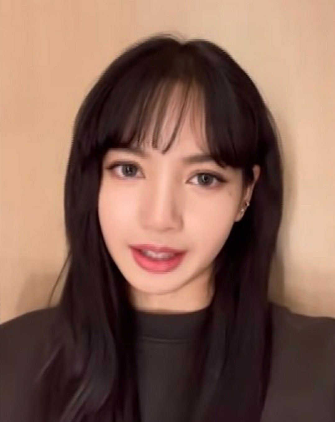 Rapper Lisa Blackpink Wallpaper Blackpink Lisa Photo And Video Women Quick Quotes