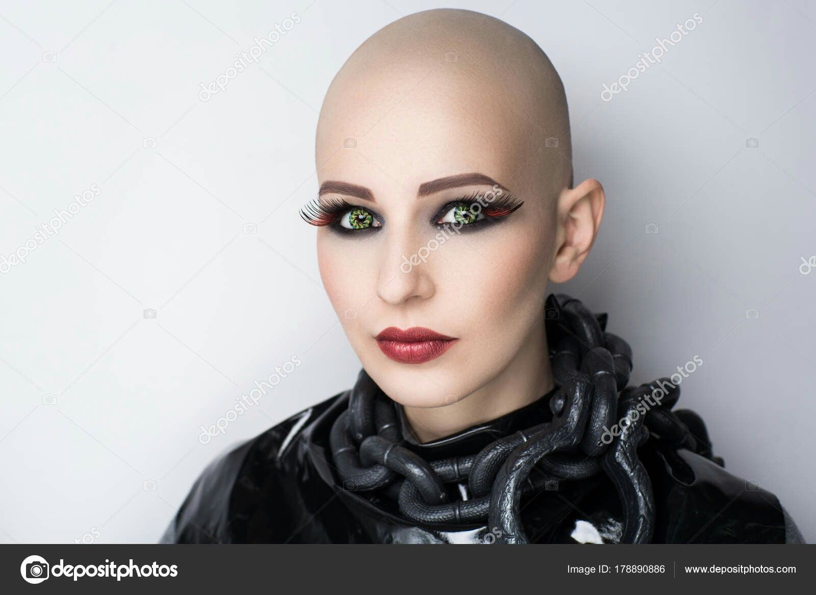 Pin On Bald Women 08