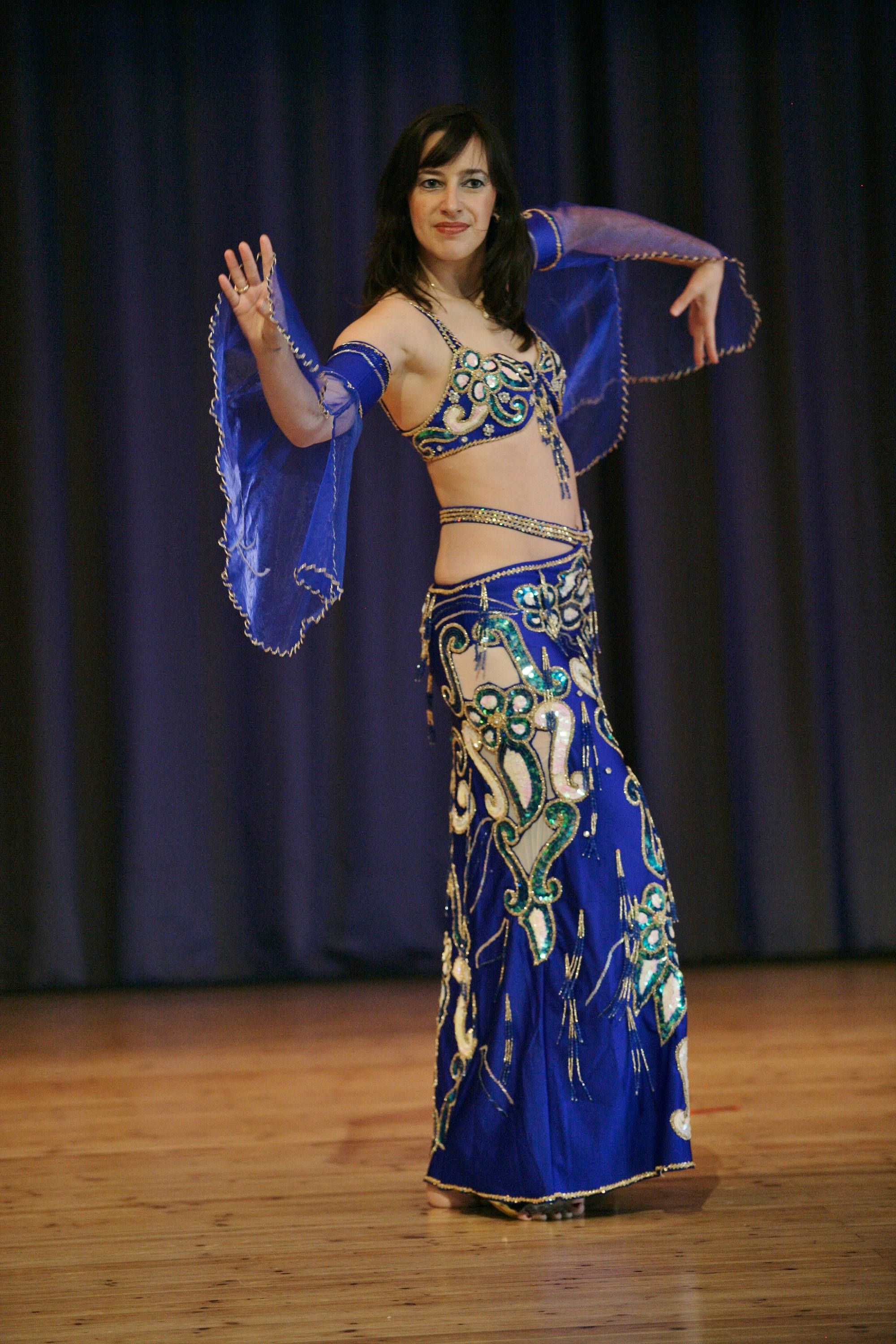 Pin En Egyptian Belly Dance Costume