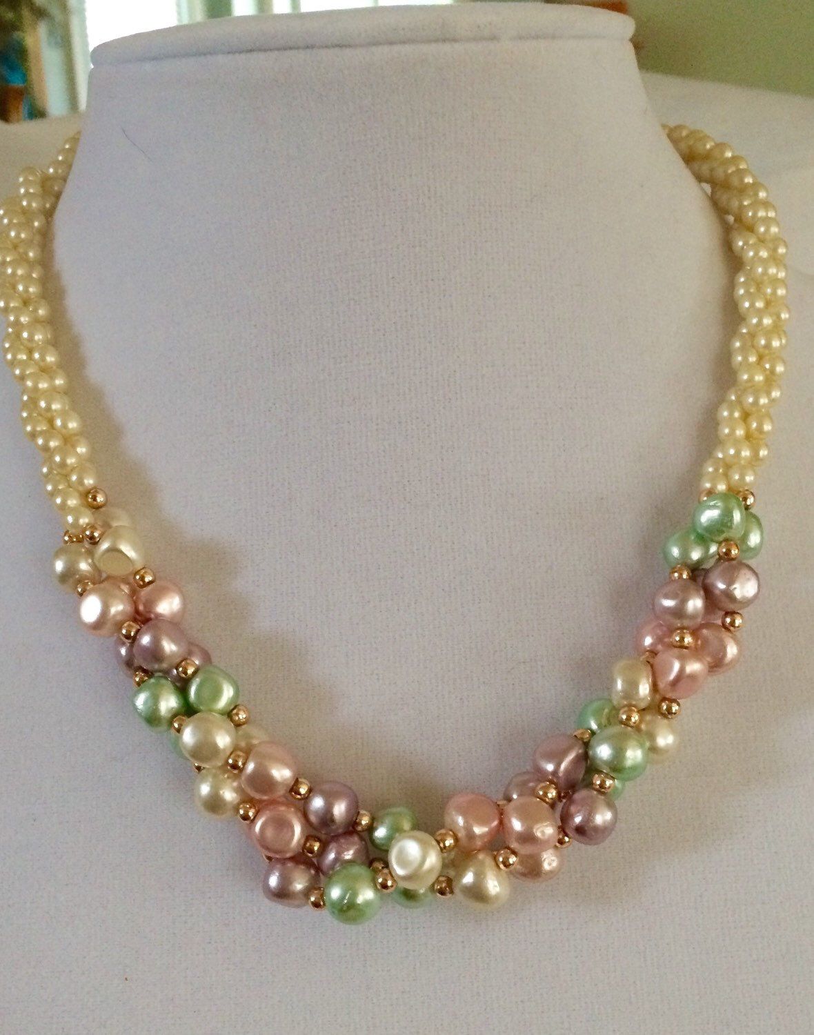 Sale Vintage Freshwater Pearl Necklace Soft Pastel And Pretty Multi