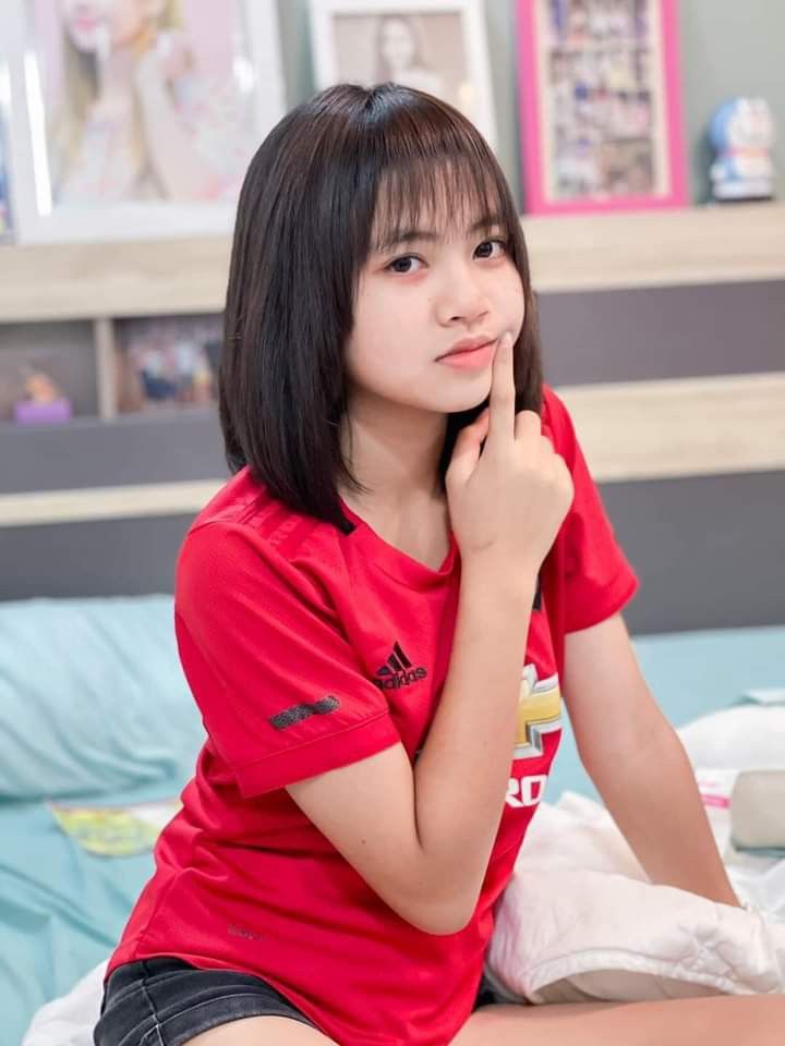 ปักพินโดย Ta Ran Un ใน Babee ในปี 2022 ภาพสาวน่ารัก ชุดเมือง สาว