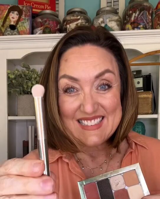 Easy Eyeshadow Tutorial For Wrinkled Or Crepey Eyelids In 2024