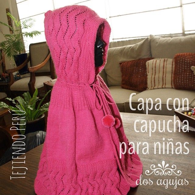 Capa con capucha tejida en dos agujas o palitos para niñas! | Capas ... Capa con capucha tejida en dos agujas o palitos para niñas! | Capas ...