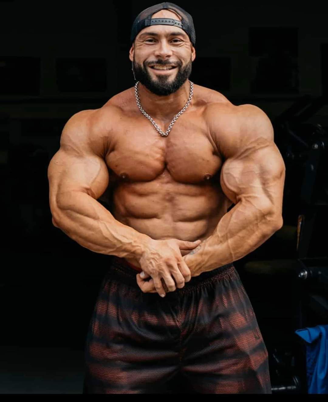 Pin By Muscle Fan In Philly On Middle Eastern Muscle Senior Bodybuilders Muscle Men Muscular Men