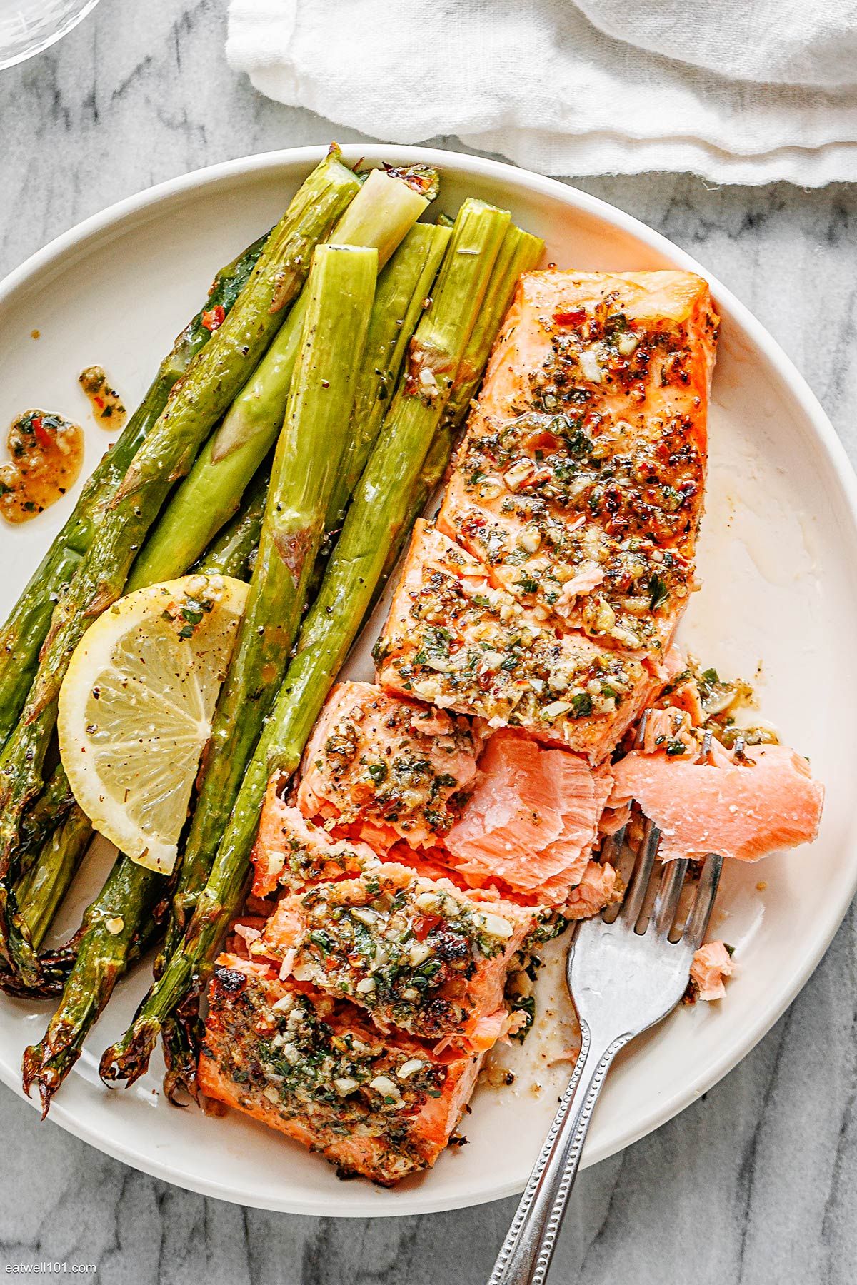 Air Fryer Salmon And Asparagus With Lemon Garlic Sauce Artofit
