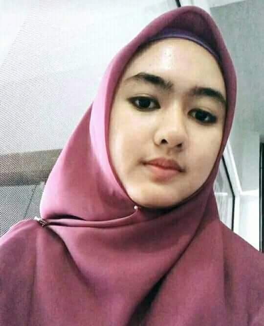 Pin De S Wahyana En Hijab