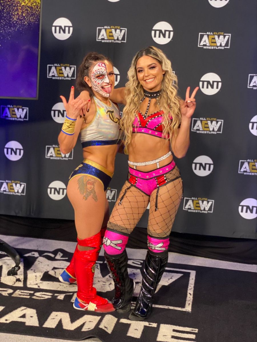 Tay Conti And Thunder Rosa Wwe Female Wrestlers Wwe Womens